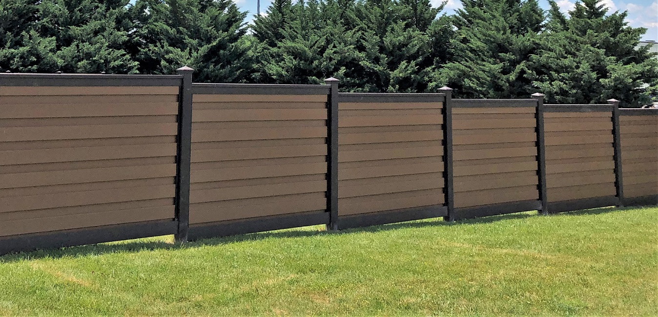 Trex Seclusions Horizontal Mixed Colors - CFC Fences & Decks